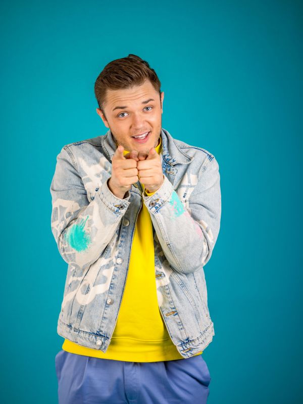 KEVIN NEON | Schlagersänger und Musikproduzent